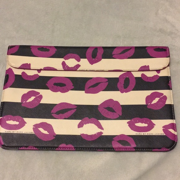 Marc By Marc Jacobs | Bags | Marc By Marc Jacobs Incase For Macbook Air ...